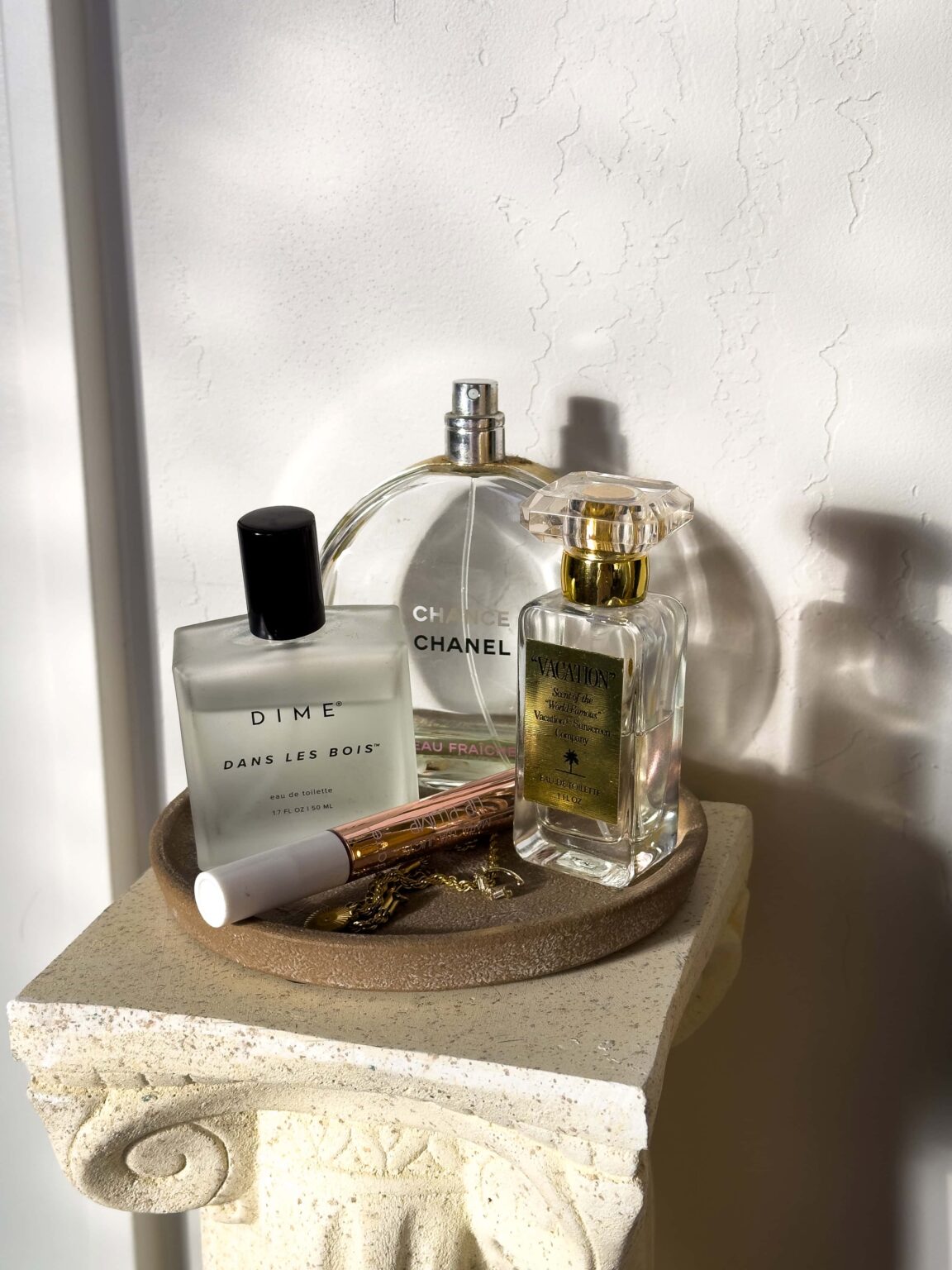 The Best Non-Toxic Perfume Brands (And Better, Low-Tox Options)
